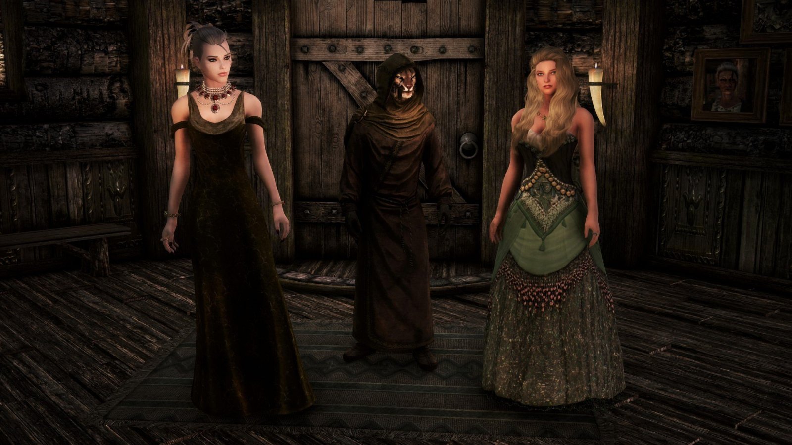 Maiq! Accompanied by Mordaine (Gold Elven Fairy gown) from Etienne's ...
